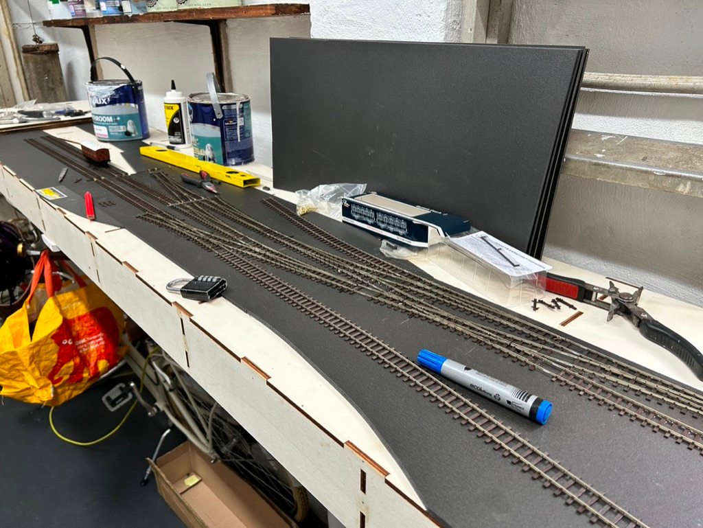 Track – Interlocking